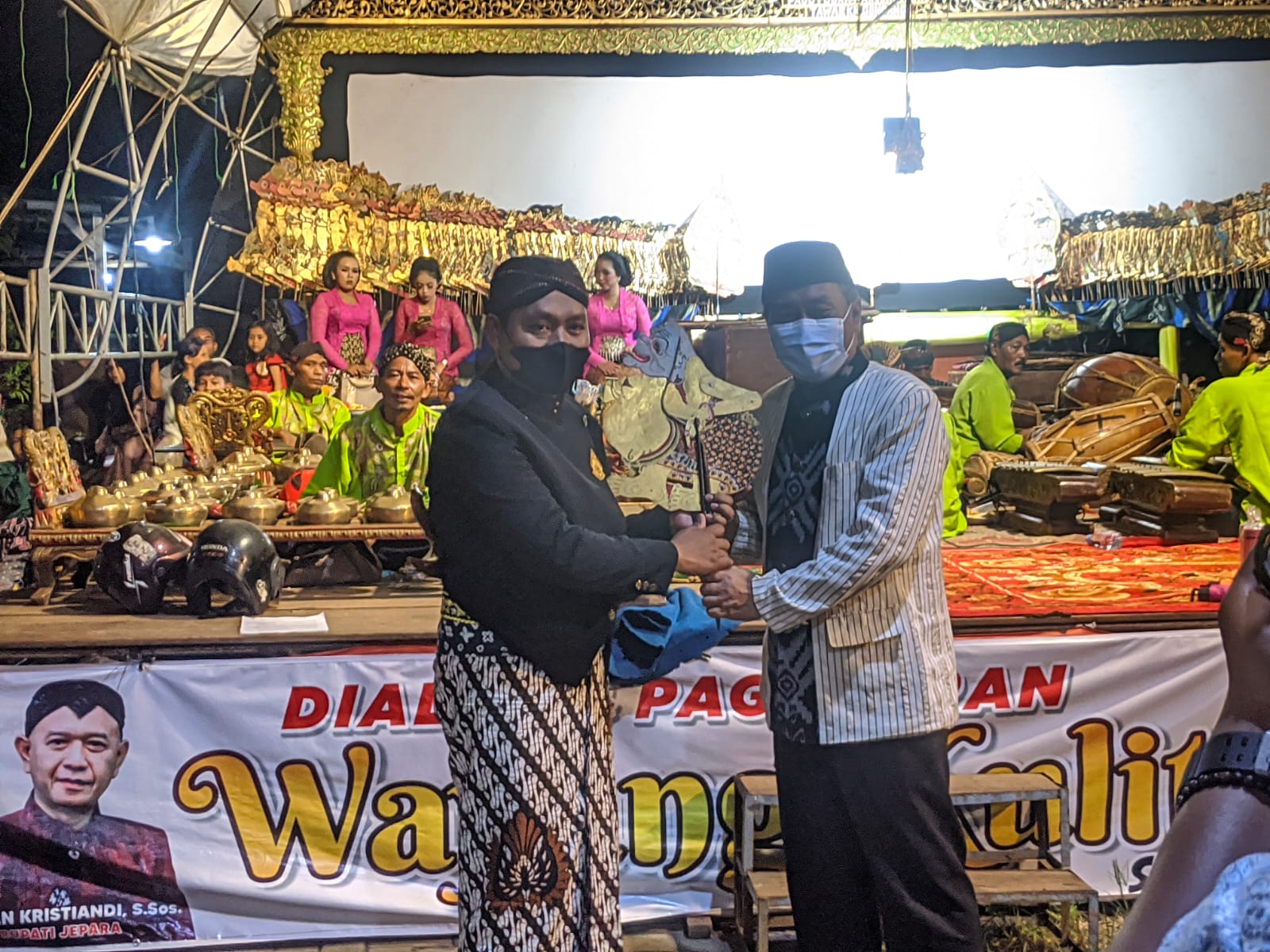 Diskominfo Gelar Wayangan di Desa Robayan - Suara Nahdliyin